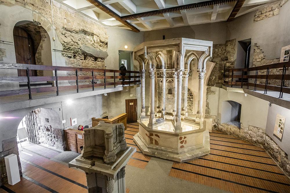 Salamon-torony | Visegrad.hu