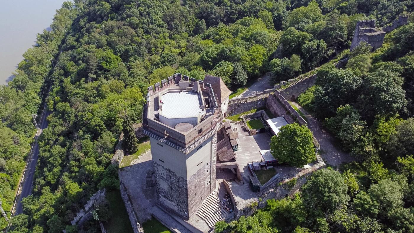 Salamon-torony | Visegrad.hu